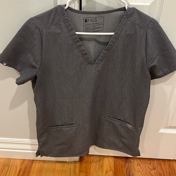 Figs | Tops | Figs Scrub Top Small | Poshmark